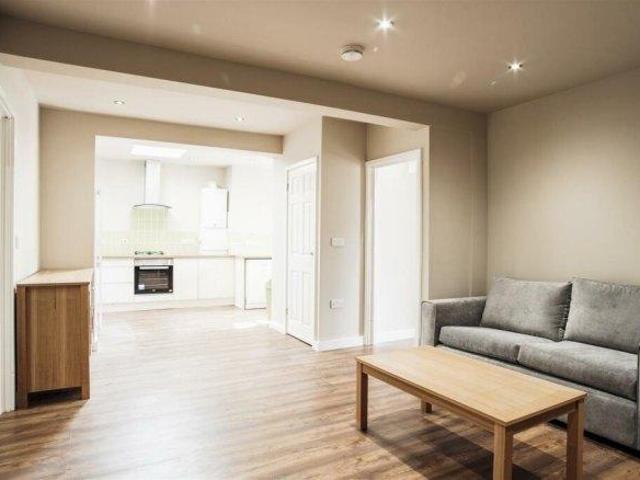 6 bedroom house share to rent