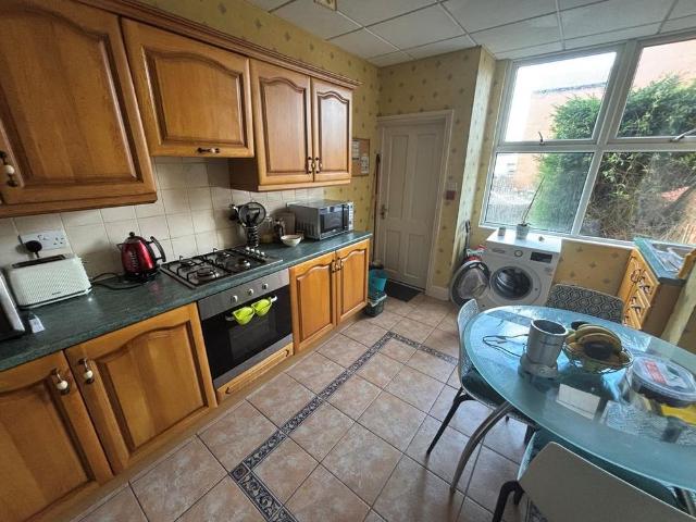 6 bedroom house share to rent