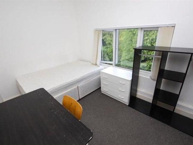 6 bedroom house share to rent