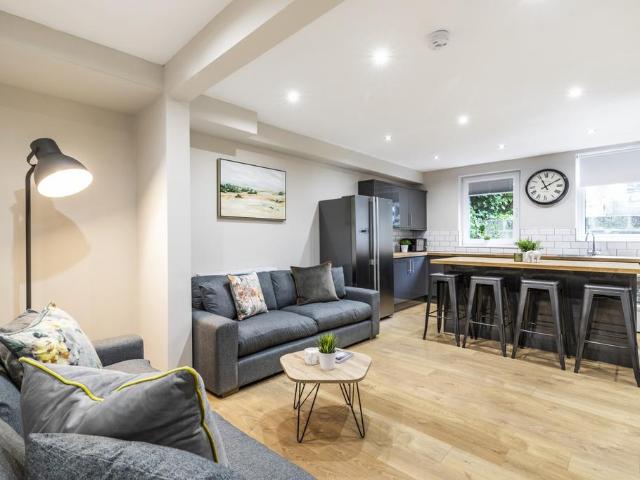 6 bedroom house share to rent