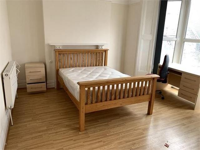 6 bedroom house share to rent
