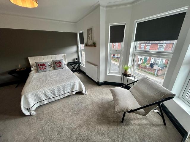 6 bedroom house share to rent