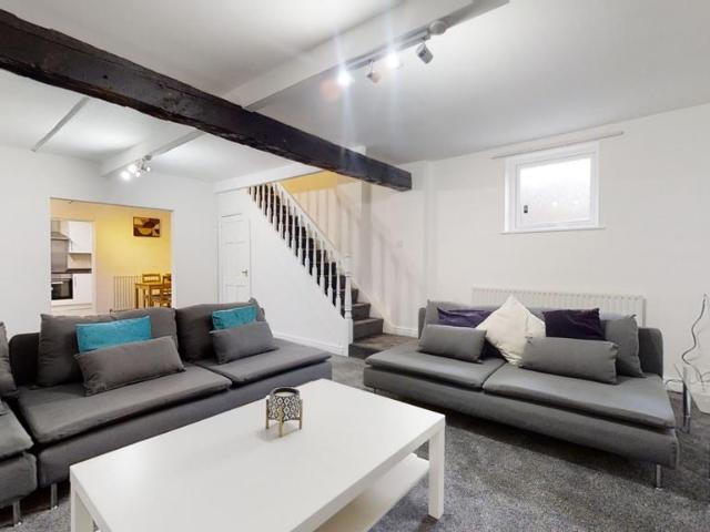 6 bedroom house share to rent
