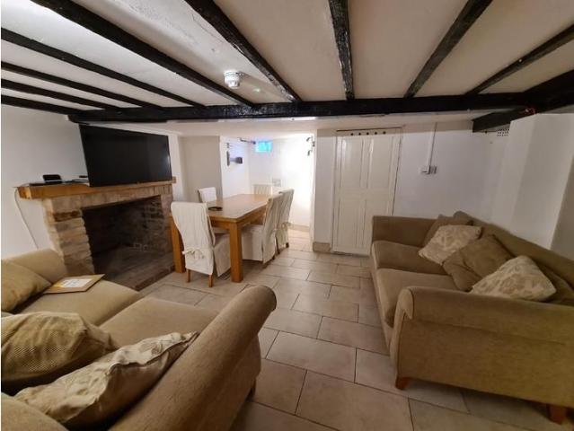 6 bedroom house share to rent