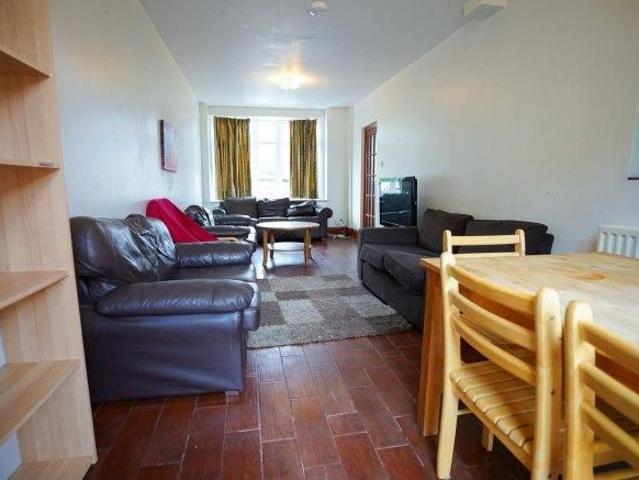 6 bedroom house share to rent