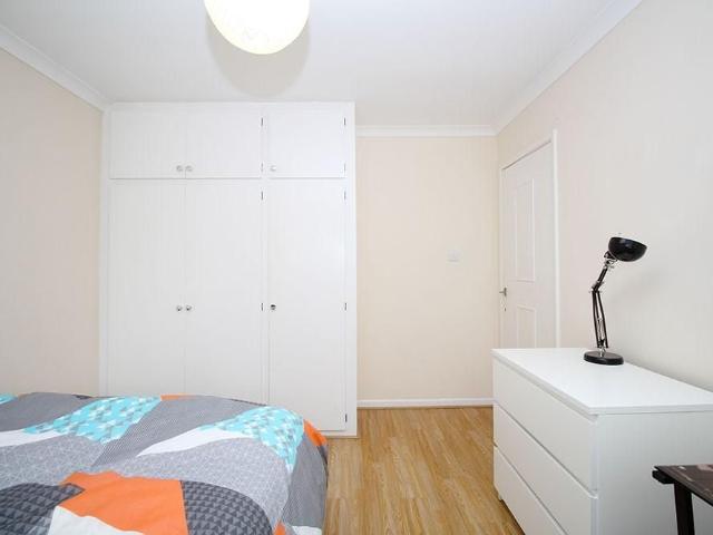 6 bedroom house share to rent