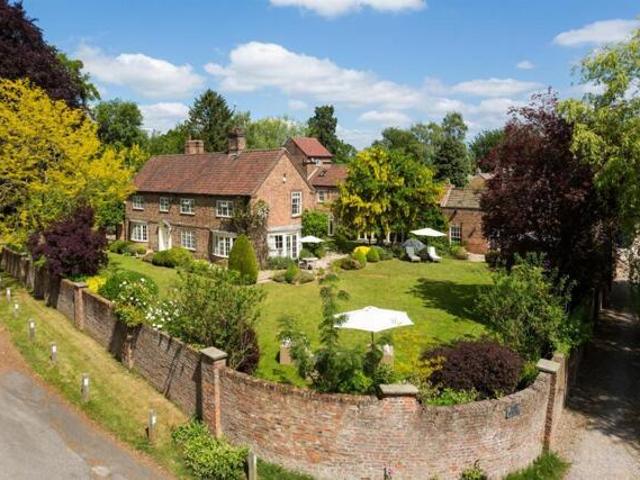 6 Bedroom House Skelton Durham 99986178