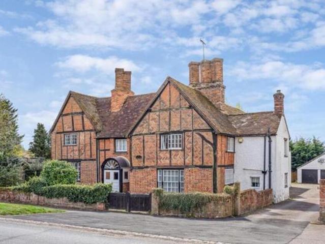 6 Bedroom House Stewkley Stewkley LS100649076