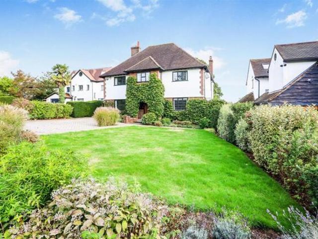 6 Bedroom House Surrey Greater London LS101996121