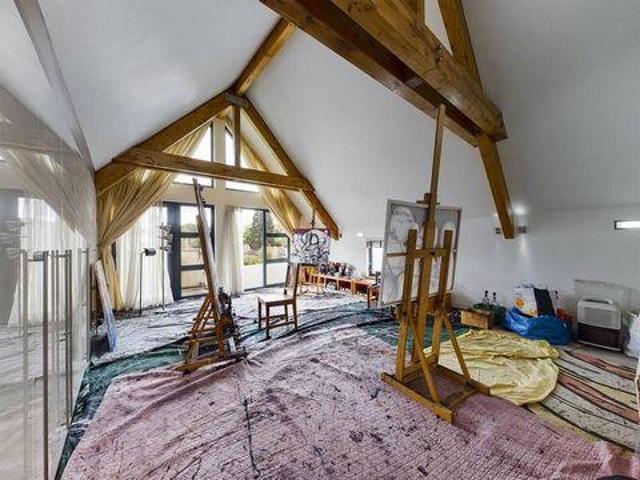 6 Bedroom House Rhiwbina Wales LS97113113