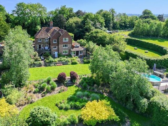 6 Bedroom House Rye East Sussex 88569689