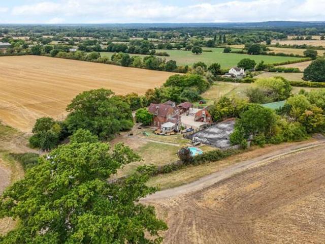 6 Bedroom House Warfield Bracknell Forest 98296927