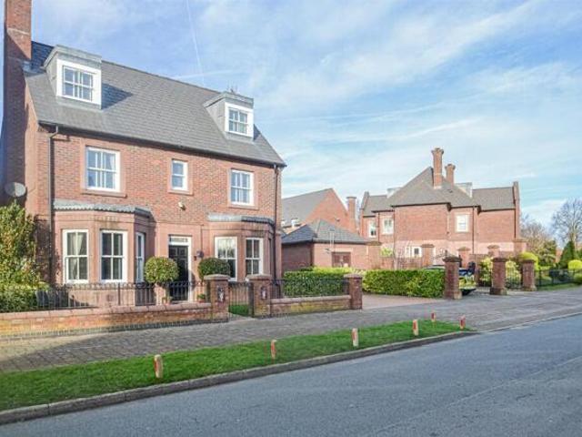 6 Bedroom House Warrington Warrington 98834704