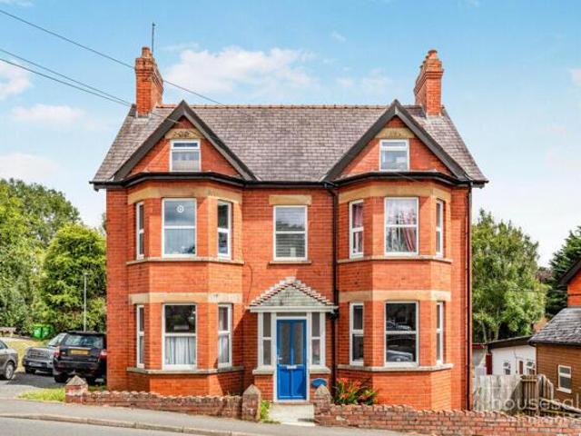 6 Bedroom House Wye Powys LS99161449
