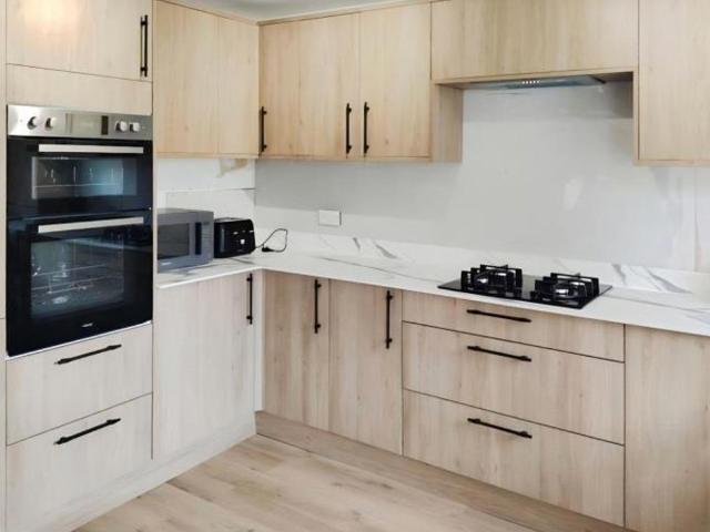 6 bedroom house to let, Stoke Park, Bristol | Ocean Estate Agents