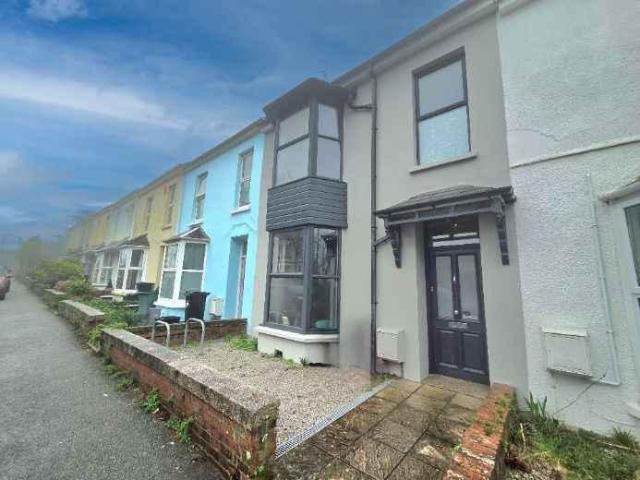 6 bedroom house to rent