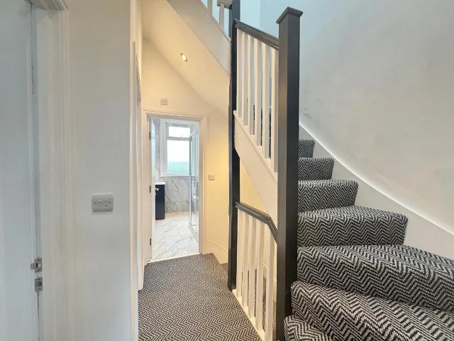 6 bedroom house to rent