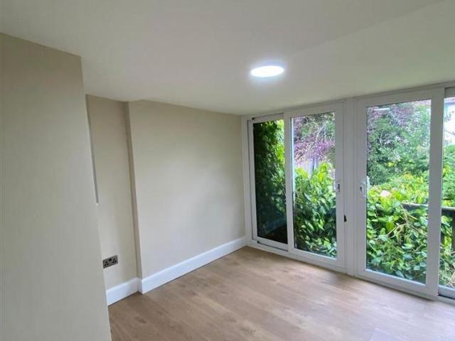 6 bedroom house to rent