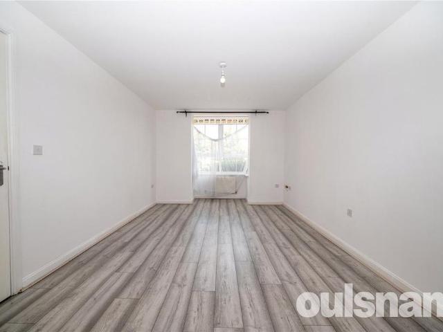 6 bedroom house to rent
