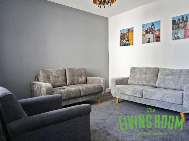 6 bedroom house to rent