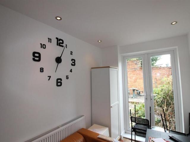 6 bedroom house to rent