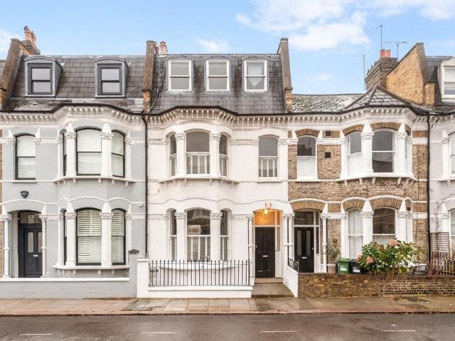6 bedroom house to rent