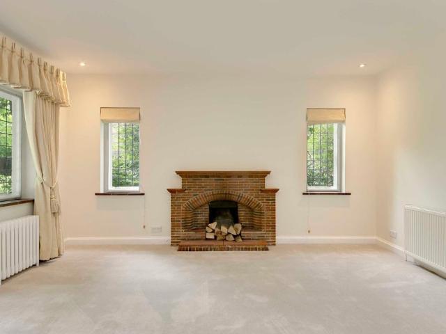 6 bedroom house to rent