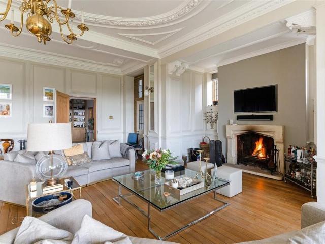 6 bedroom house to rent