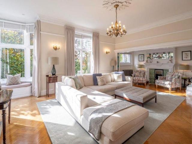 6 bedroom house to rent