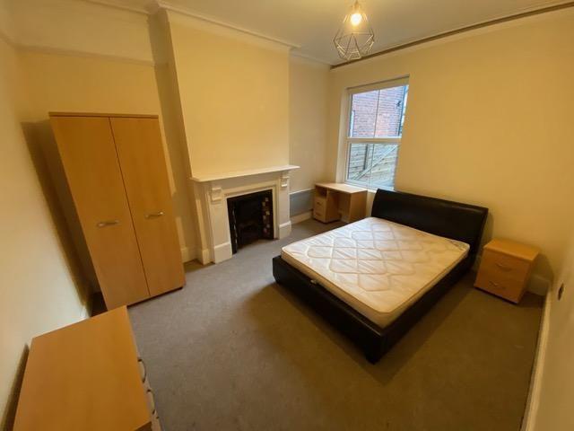 6 bedroom house to rent