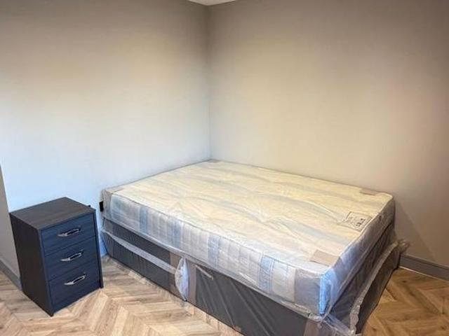 6 bedroom house to rent