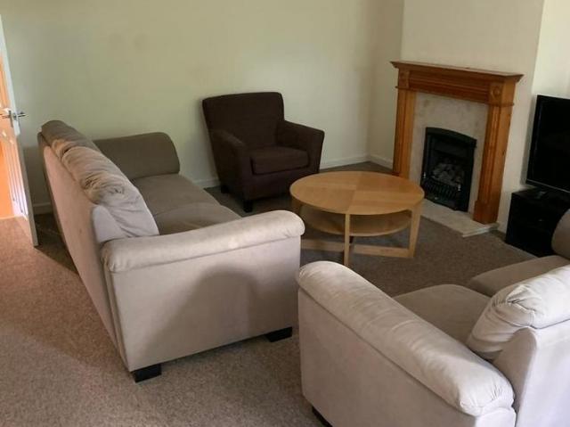 6 bedroom house to rent