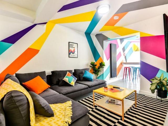 6 bedroom house to rent