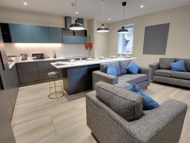 6 bedroom house to rent