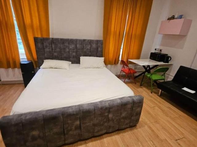 6 bedroom house to rent