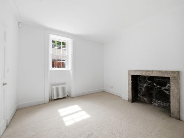 6 bedroom house to rent
