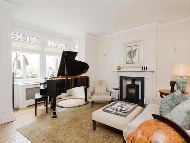 6 bedroom house to rent