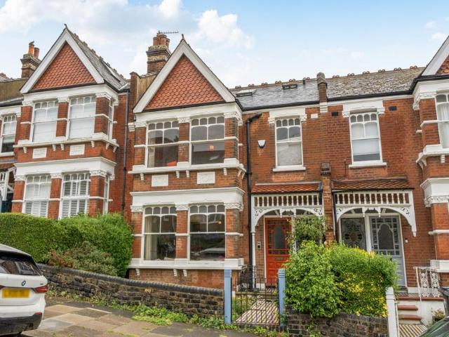 6 bedroom house to rent