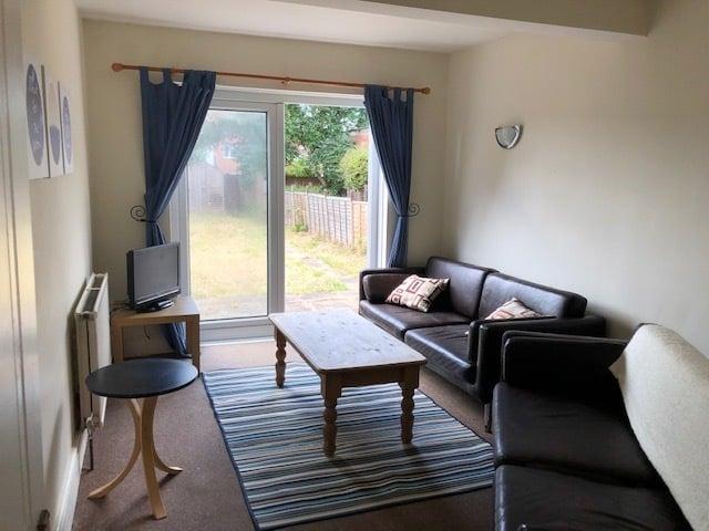 6 bedroom house to rent
