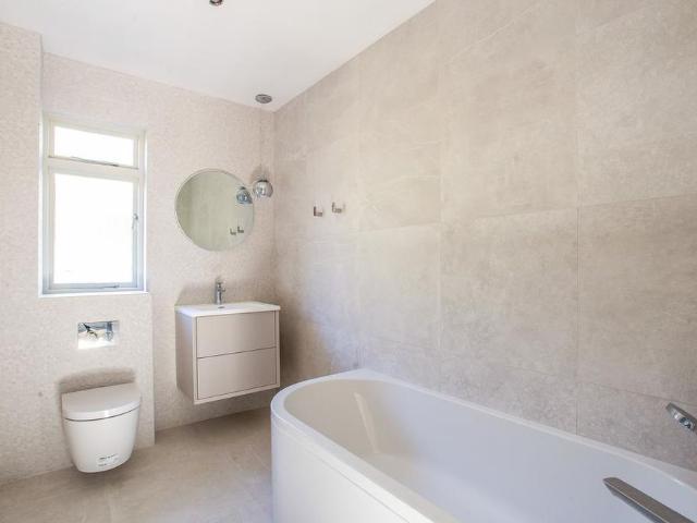 6 bedroom house to rent