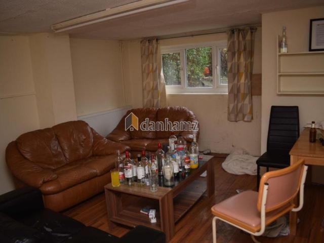 6 bedroom house to rent