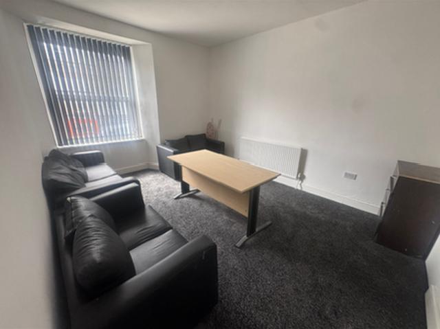 6 bedroom house to rent