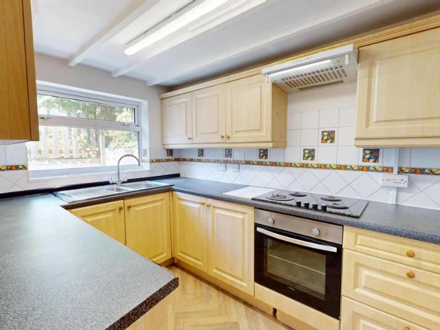 6 bedroom house to rent