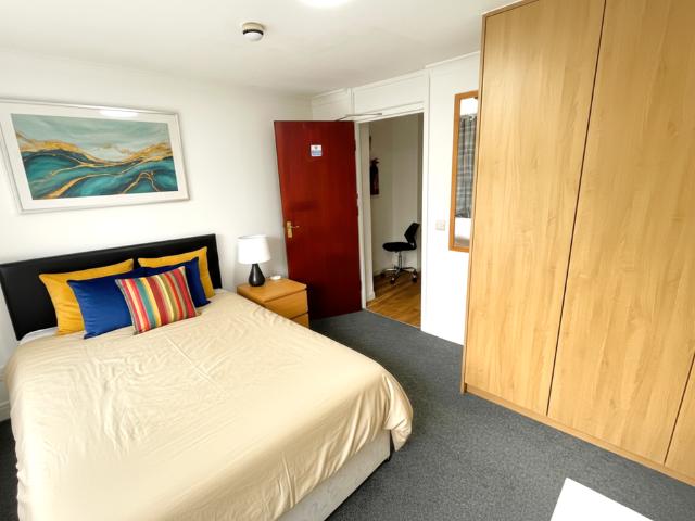 6 bedroom house to rent