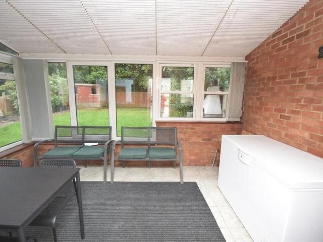 6 bedroom house to rent