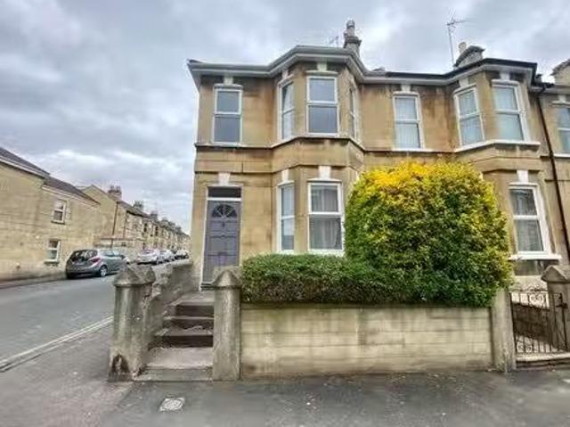 6+ bedroom house to rent in Victoria Terrace, Bath, BA2