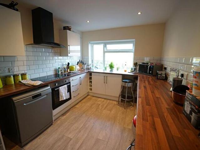 6 Bedroom House To Rent In Mansfield Road, Nottingham, Nottinghamshire, NG1