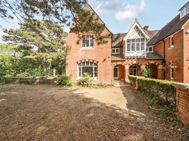 6 Bedroom House Tonbridge Kent 100917591