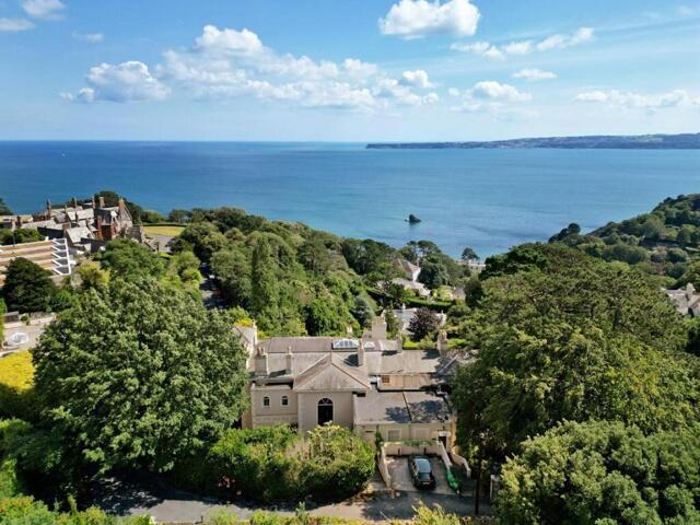 6 Bedroom House Torquay Devon 101955363