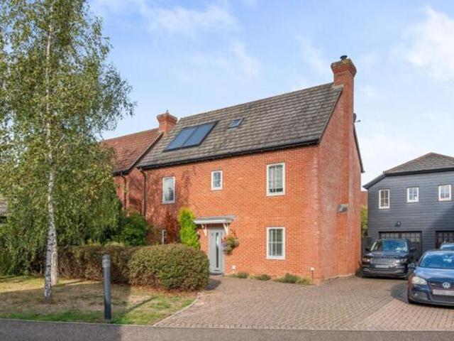 6 Bedroom House Thaxted Essex LS98649124